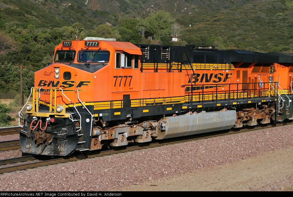 BNSF 7777